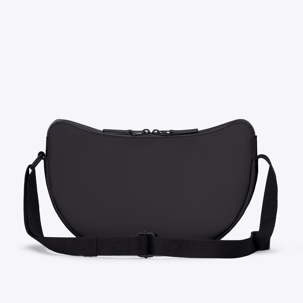 Ucon Acrobatics • Alva Medium • Lotus Infinity Series Black