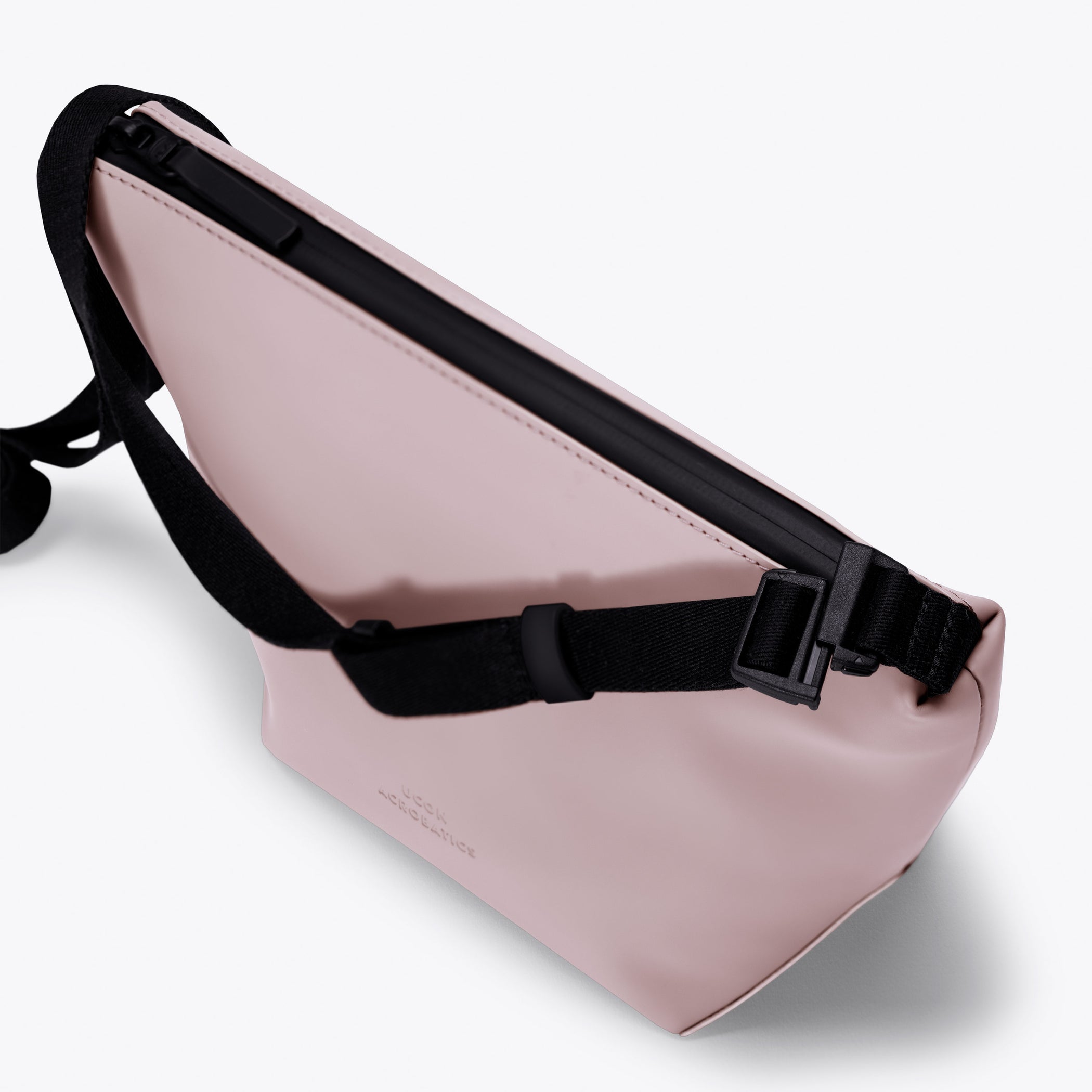 Ucon Acrobatics • Nola Bag • Lotus Series (Light Rose)