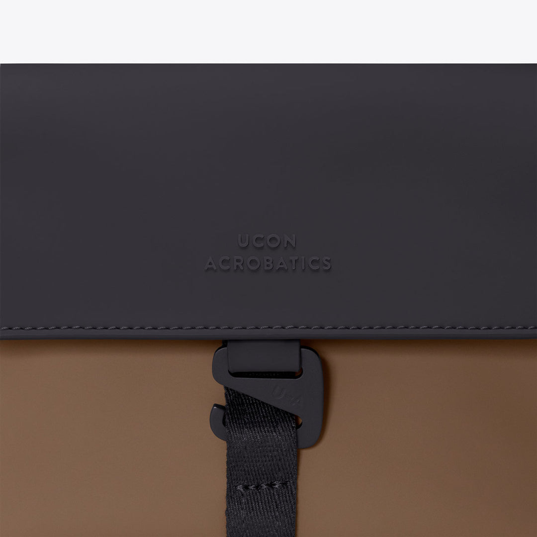 Ucon Acrobatics • Yuri Bag • Lotus Infinity Series (Black - Chestnut)